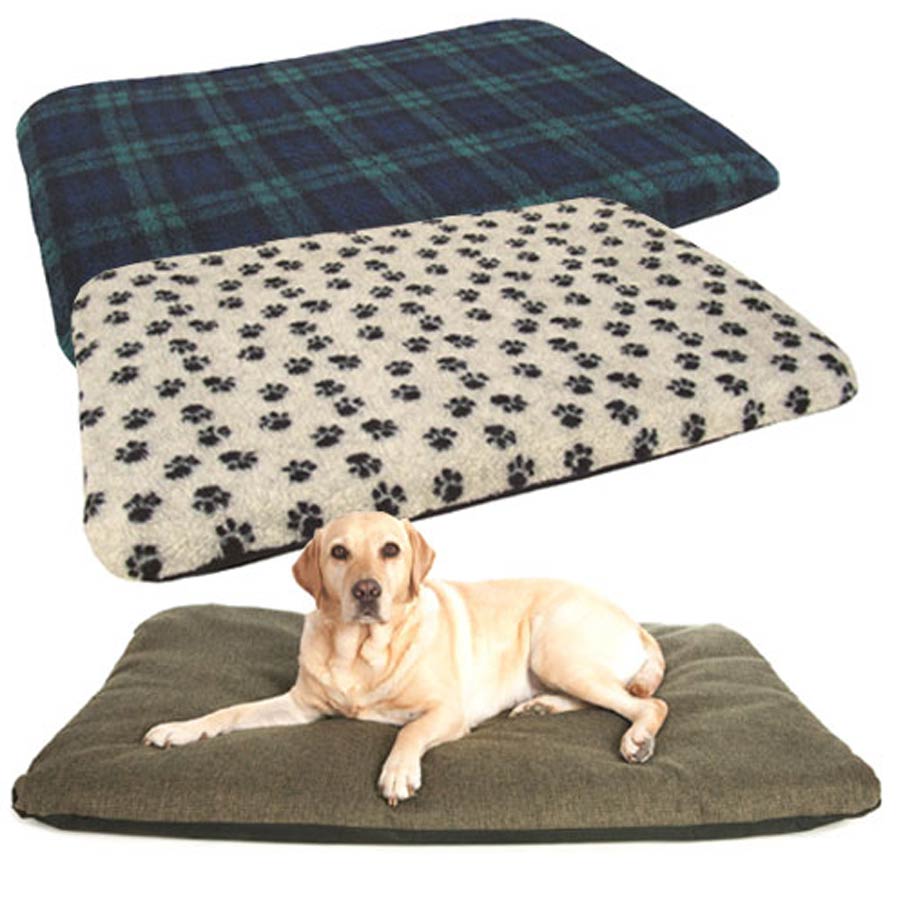 P&L Pet Duvet Dog Bed | Zipped Removable Cover | UK